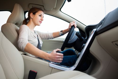 Study Finds Women More Likely to Be Injured in Head on Collisions